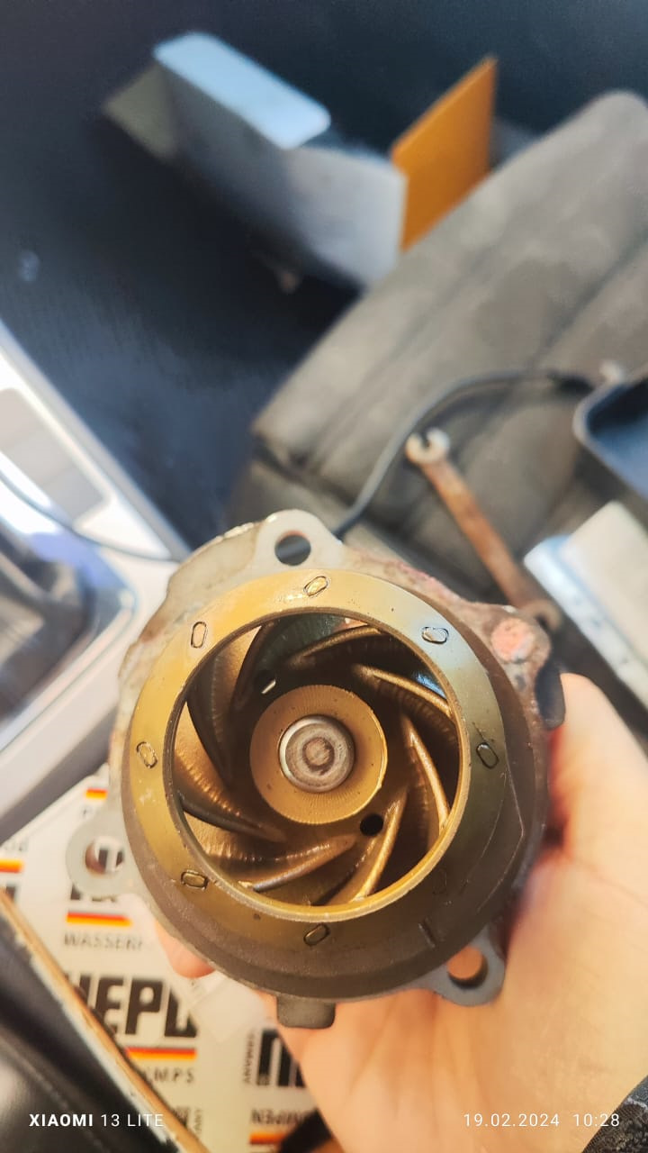 Замена ГРМ — Volkswagen Passat B6, 2 л, 2007 года | плановое ТО | DRIVE2