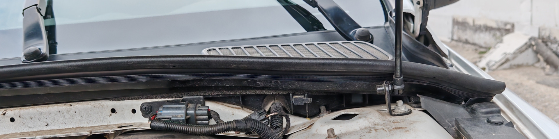 Уплотнитель капота Форд Мондео 4 — Ford Mondeo IV, 2,3 л, 2012 года ...