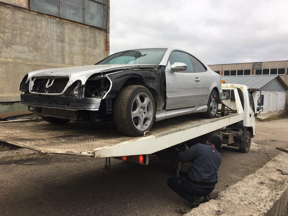 Ну вот она и дома) — Mercedes-Benz CLK (W208), 3,2 л, 1999 года | визит ...
