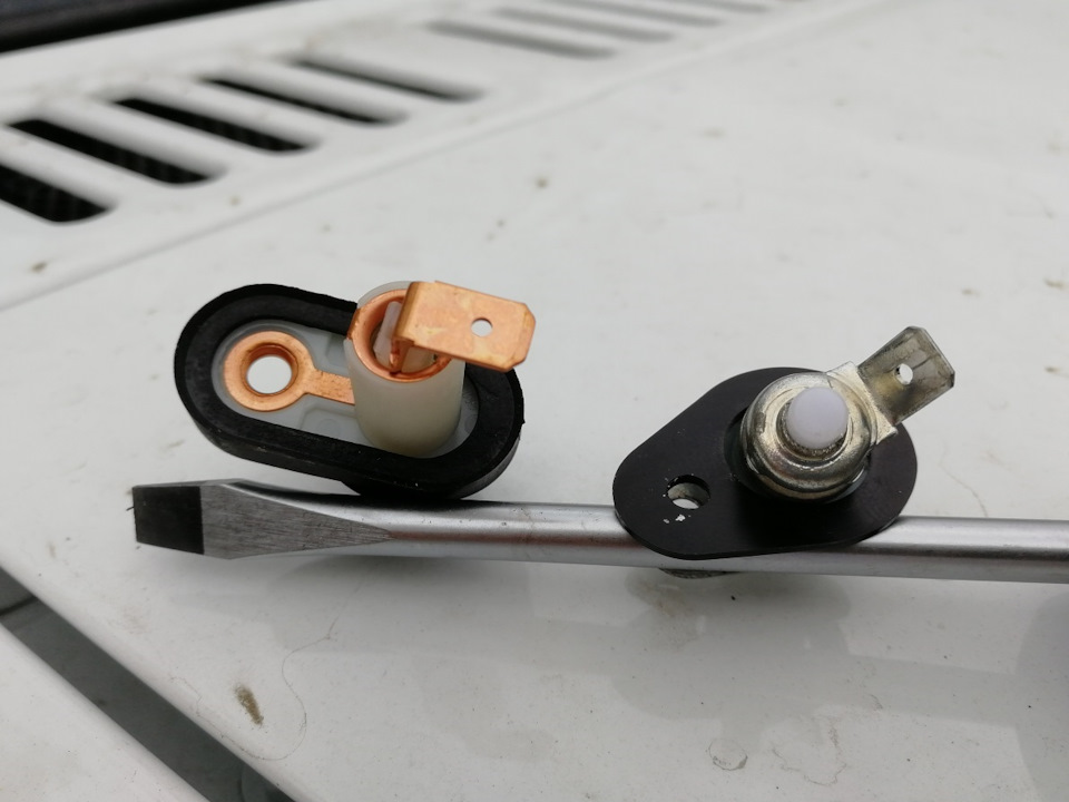 96175902 Кнопка сигнала откр. двери (концевик)(Nexia) OSM GM | Запчасти ...