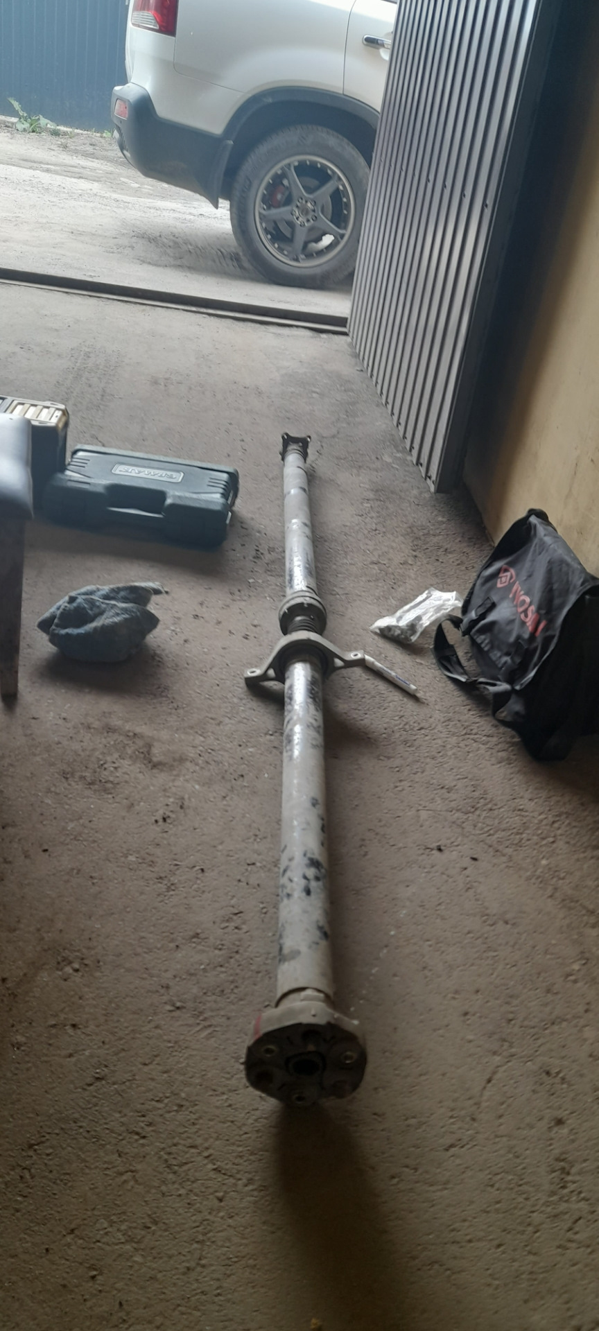 49575-2P000 Подшипник подвесной. — KIA Sorento (2G), 2,2 л, 2012 года ...