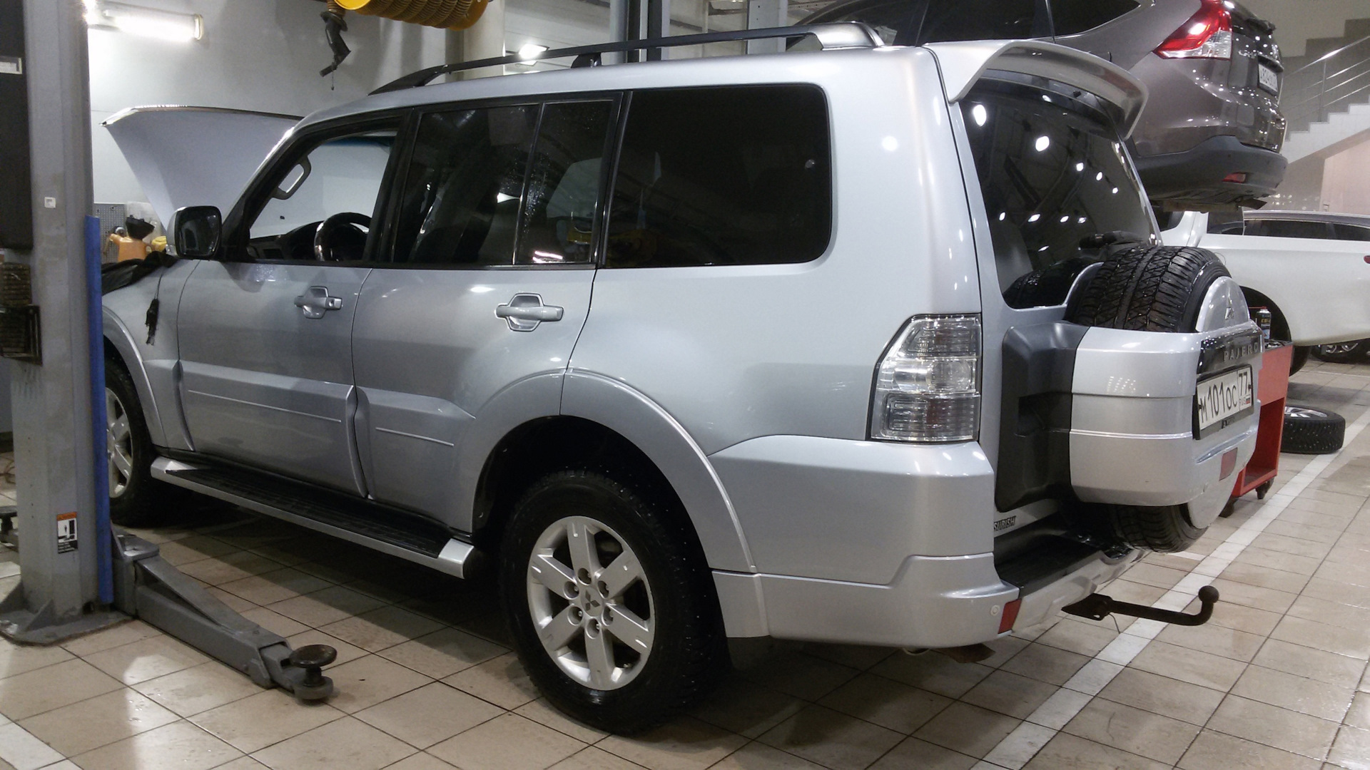 А я вот, вискомуфту MD356867 заменил. — Mitsubishi Pajero (4G), 3 л ...