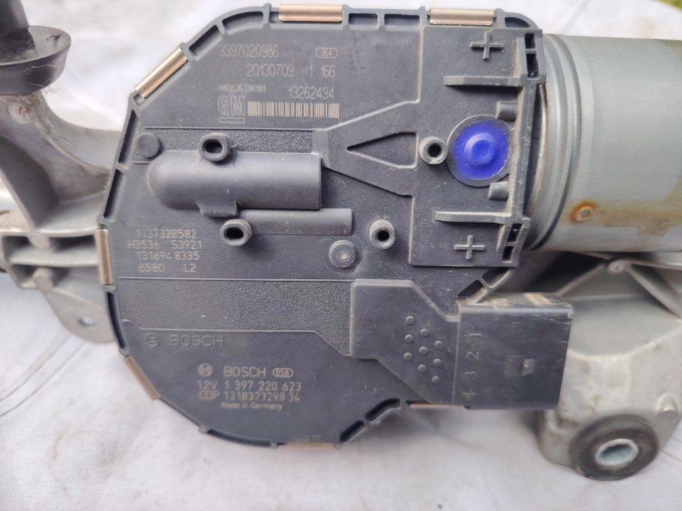 Трапеция стеклоочистителя 13262434 . Полное обслуживание. — Opel Astra ...