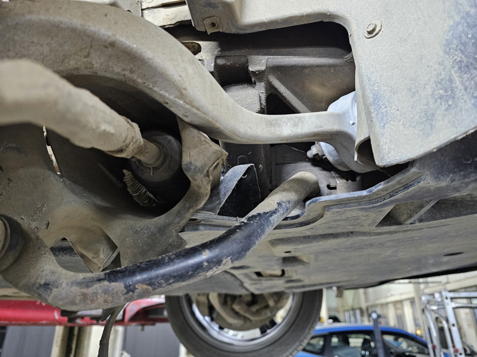 #17 Стук в подвеске — BMW 5 series (E60), 4 л, 2007 года | визит на ...