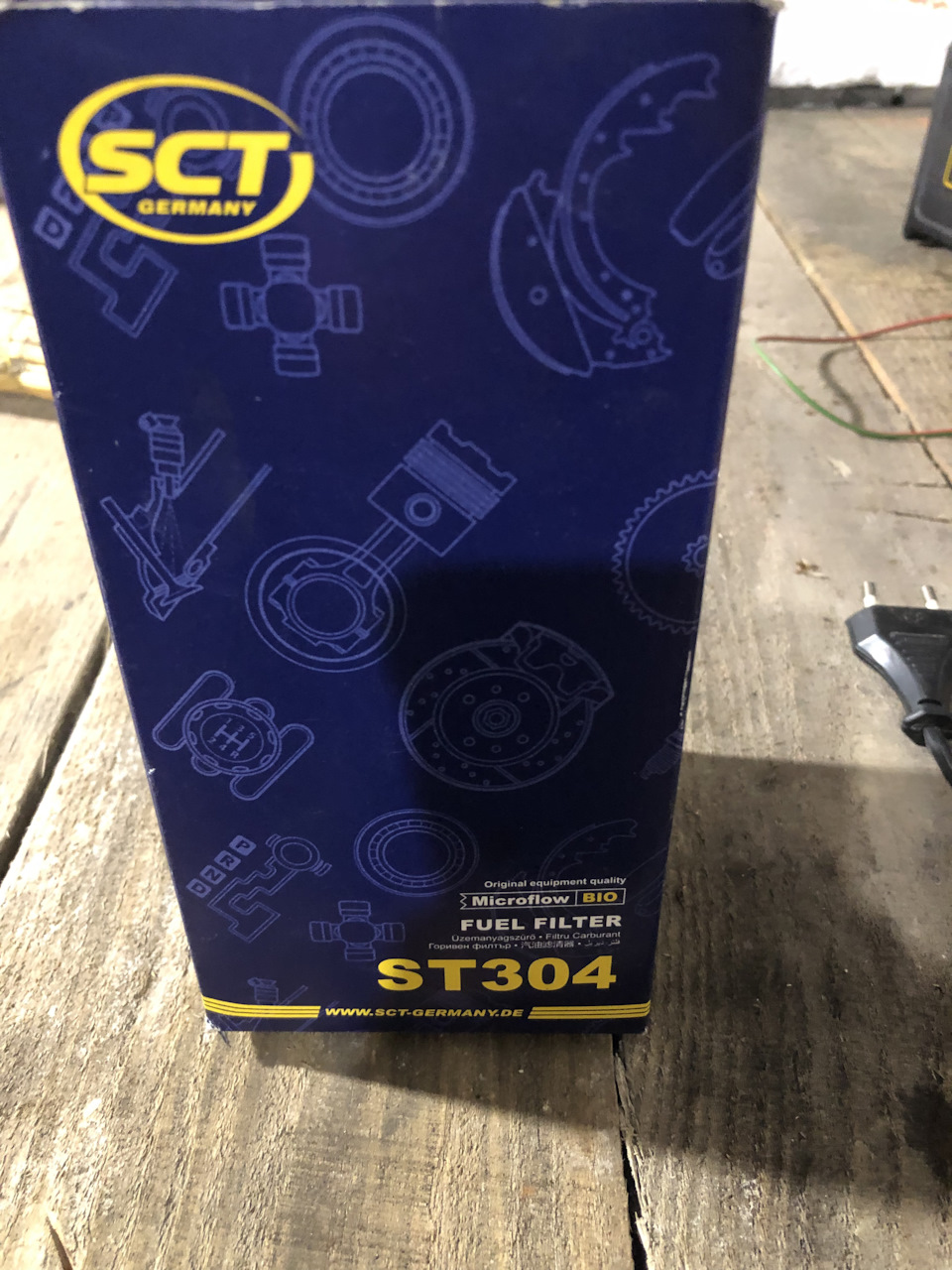 Замена топливного фильтра и мойка автомобиля — Volvo S80 (1G), 2,5 л, 1999 года | просто так ...