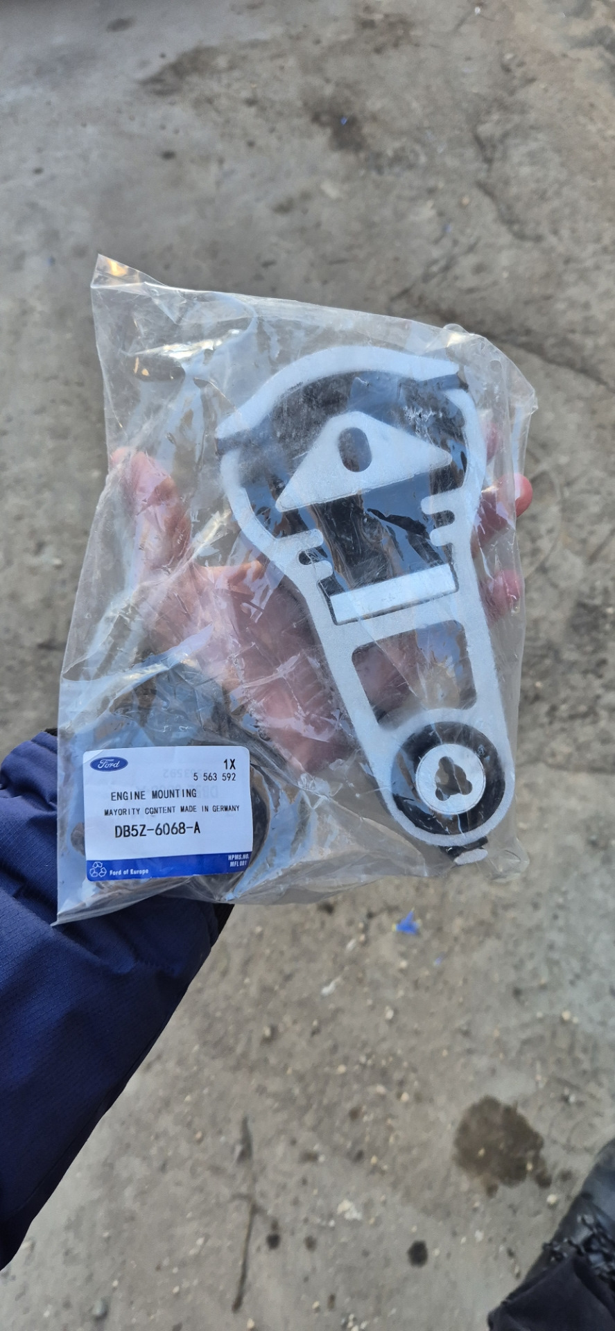 Подушка — Ford Explorer (5G), 3,5 л, 2015 года | визит на сервис | DRIVE2