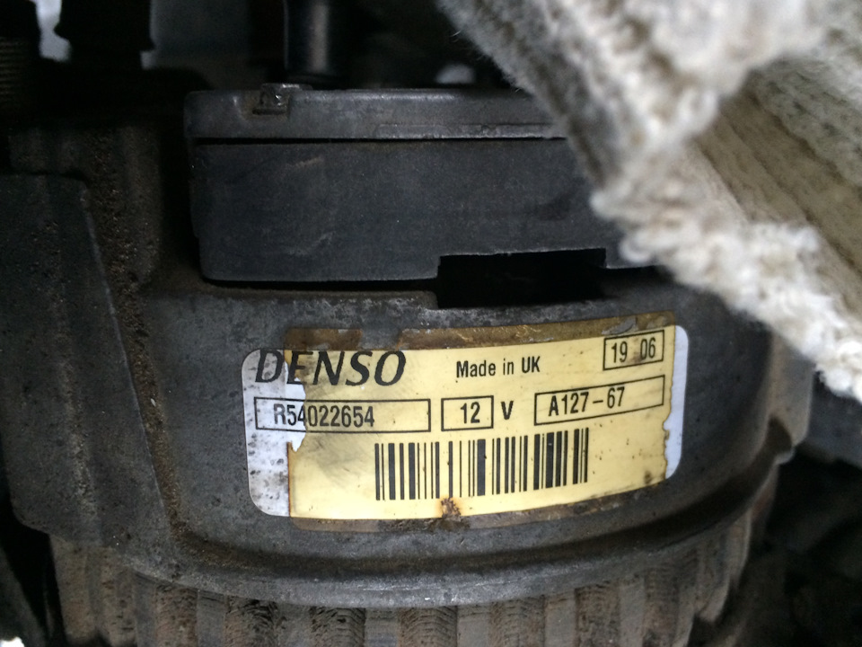 "Шоколадка" генератора. — Nissan Primera (P10), 1,6 л, 1995 года ...