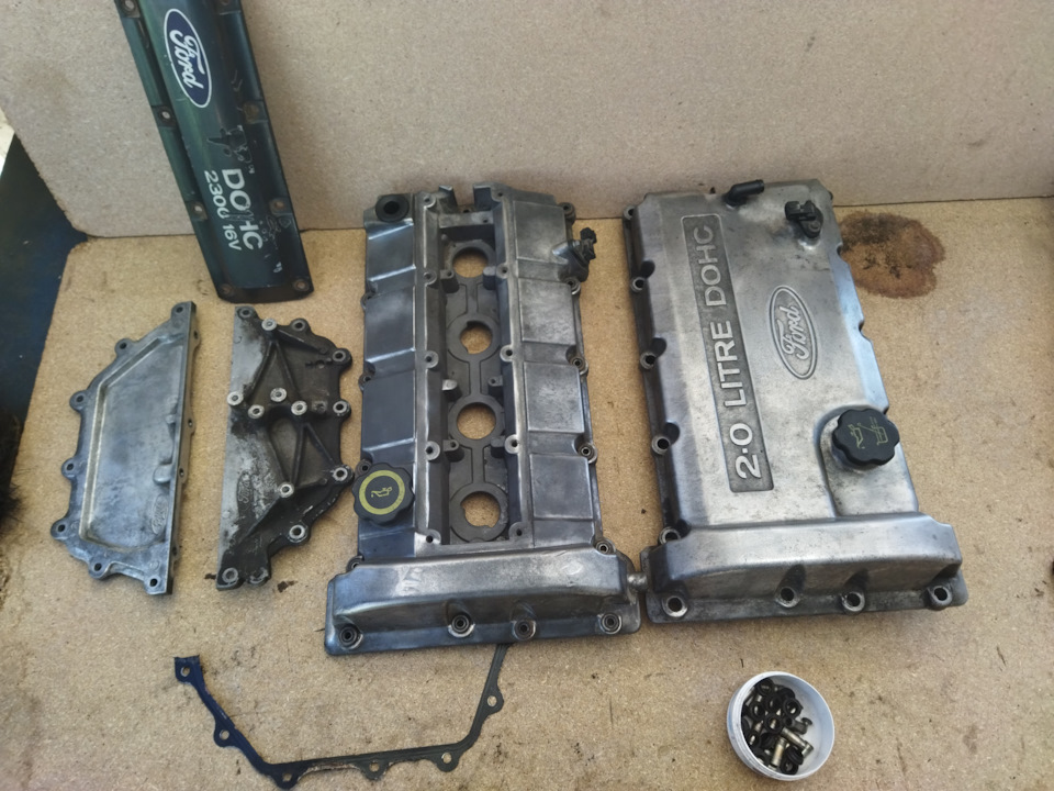 КЛАПАННАЯ КРЫШКА Форд Скорпио 2 на Ford Galaxy (Mk I), Ford Galaxy (Mk ...