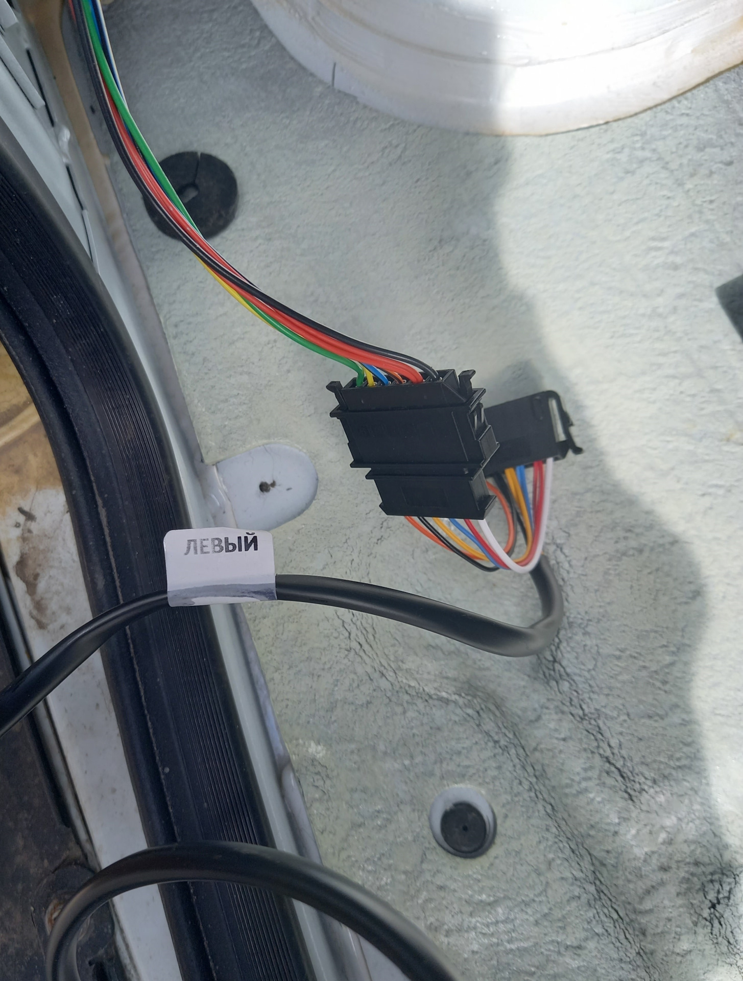 Установка розетки фаркопа нива тревел. — Lada Niva Travel, 1,7 л, 2024 ...