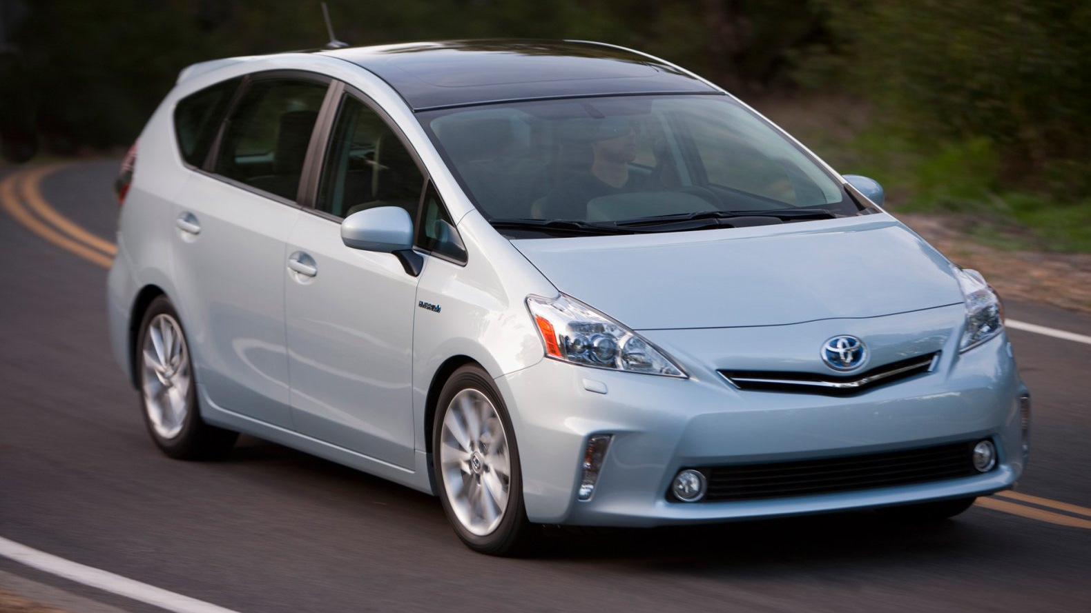 Toyota Prius Plus 1.8 гибридный 2012 | на DRIVE2