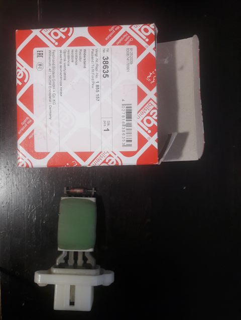 1855157 Резистор мотора отопителя салона / 03~ Ford | Запчасти на DRIVE2