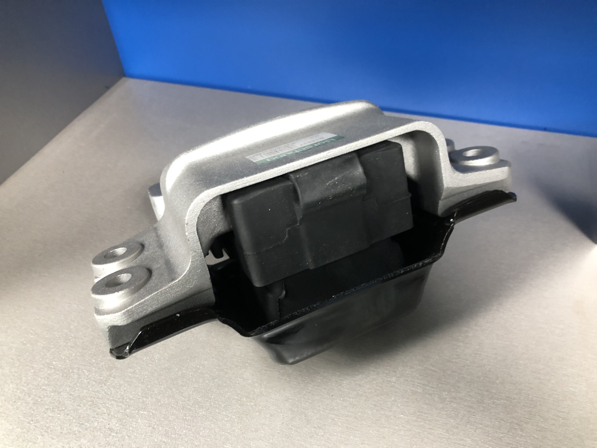 Замена подушки АКПП — Volkswagen Tiguan (1G), 2 л, 2012 года | визит на ...