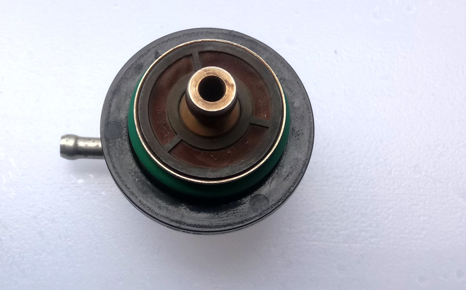 90411542 Регулятор давления топлива во впускном коллекторе GM ...