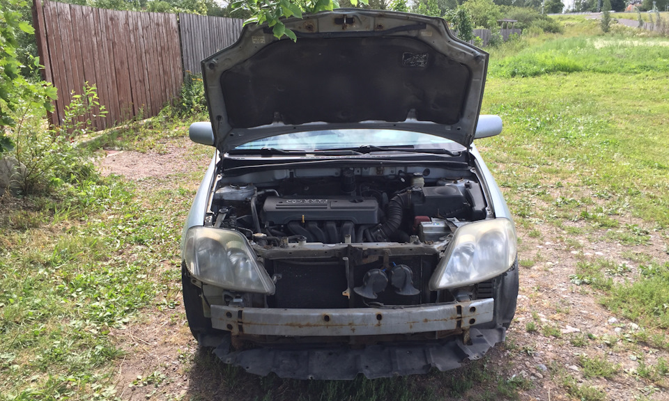 Замена гудков и креплений переднего бампера — Toyota Corolla (120), 1,6 ...