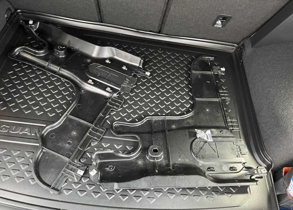 Пыльники днища аэродинамические — Volkswagen Tiguan (2G), 2 л, 2017 ...