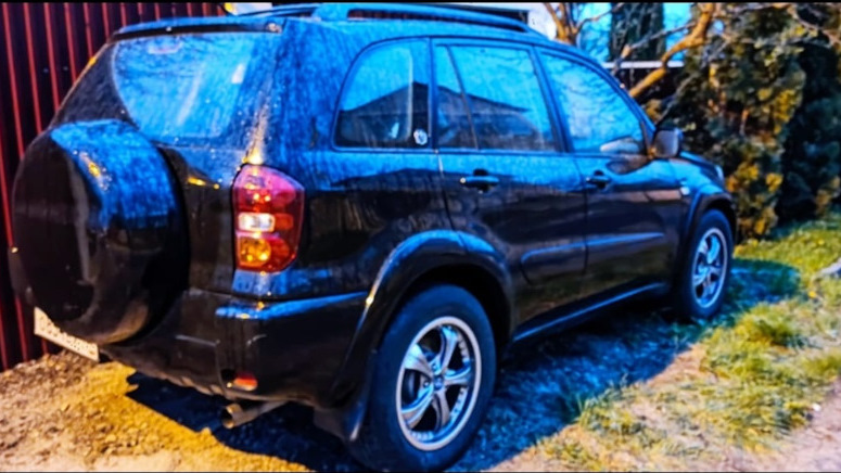 Тип ламп на Toyota RAV4 2 поколения / XA20 (00-05) — Toyota RAV4 (II), 2 л, 2005 года ...