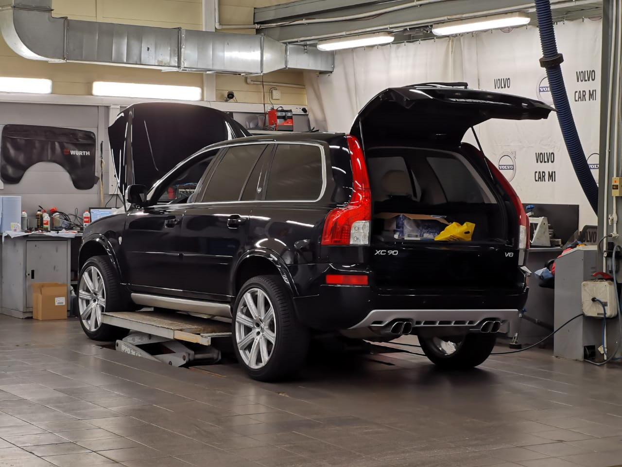 Объёмное ТО с переуплотнением мотора в Volvo Car M1 — Volvo XC90 (1G ...