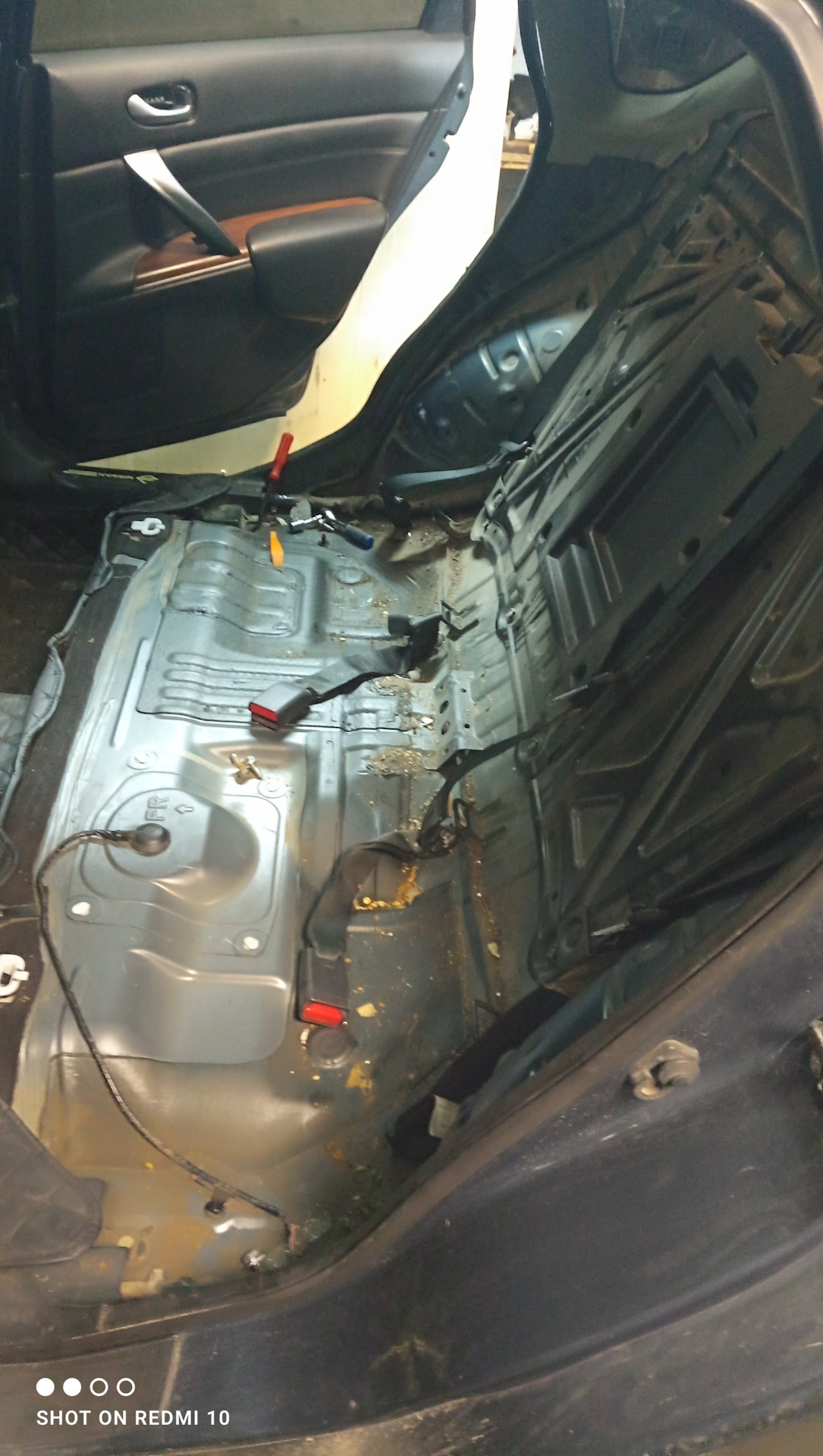 стоп-сигнал задней полки — Nissan Teana (J32), 2,5 л, 2011 года ...