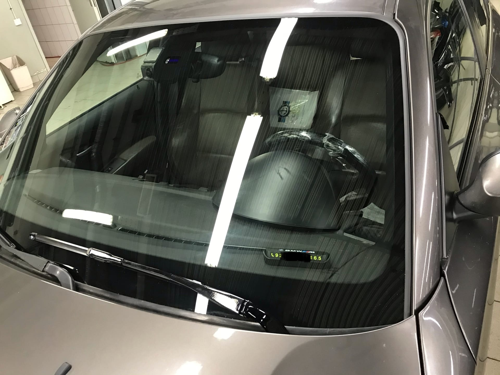 3* Замена лобового стекла — BMW 1 series (E81/E87), 2 л, 2006 года ...