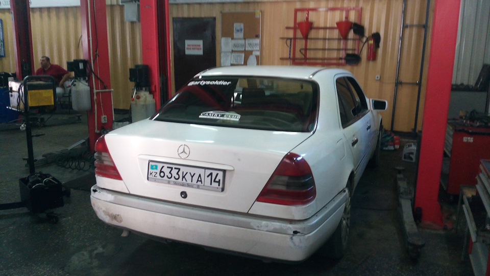 Бензонасос — Mercedes-Benz C-Class (W202), 1,8 л, 1993 года ...