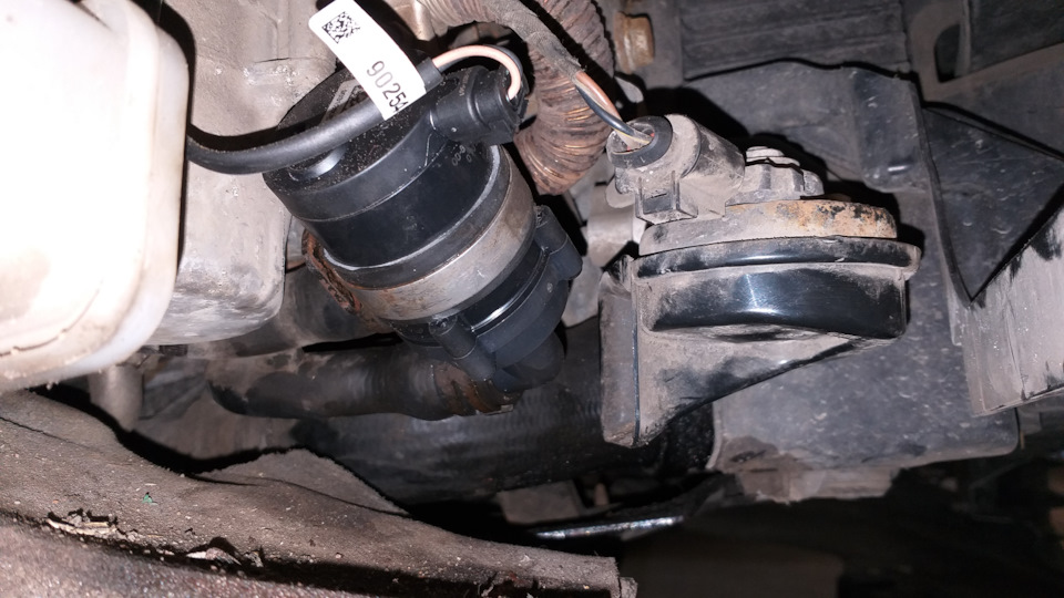 1T0965561A Насос системы охлаждения VAG | Запчасти на DRIVE2