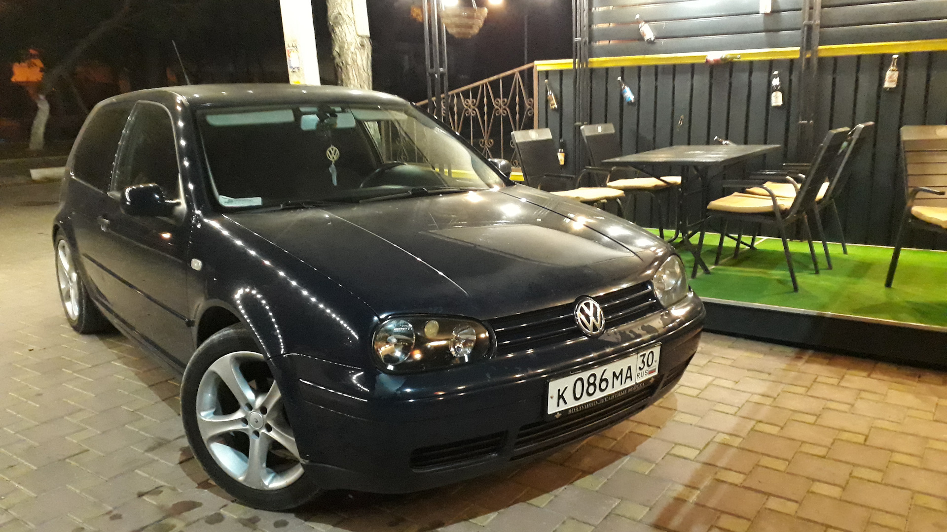 Volkswagen Golf Mk4 1.4 бензиновый 2000 | The small bad wolf на DRIVE2