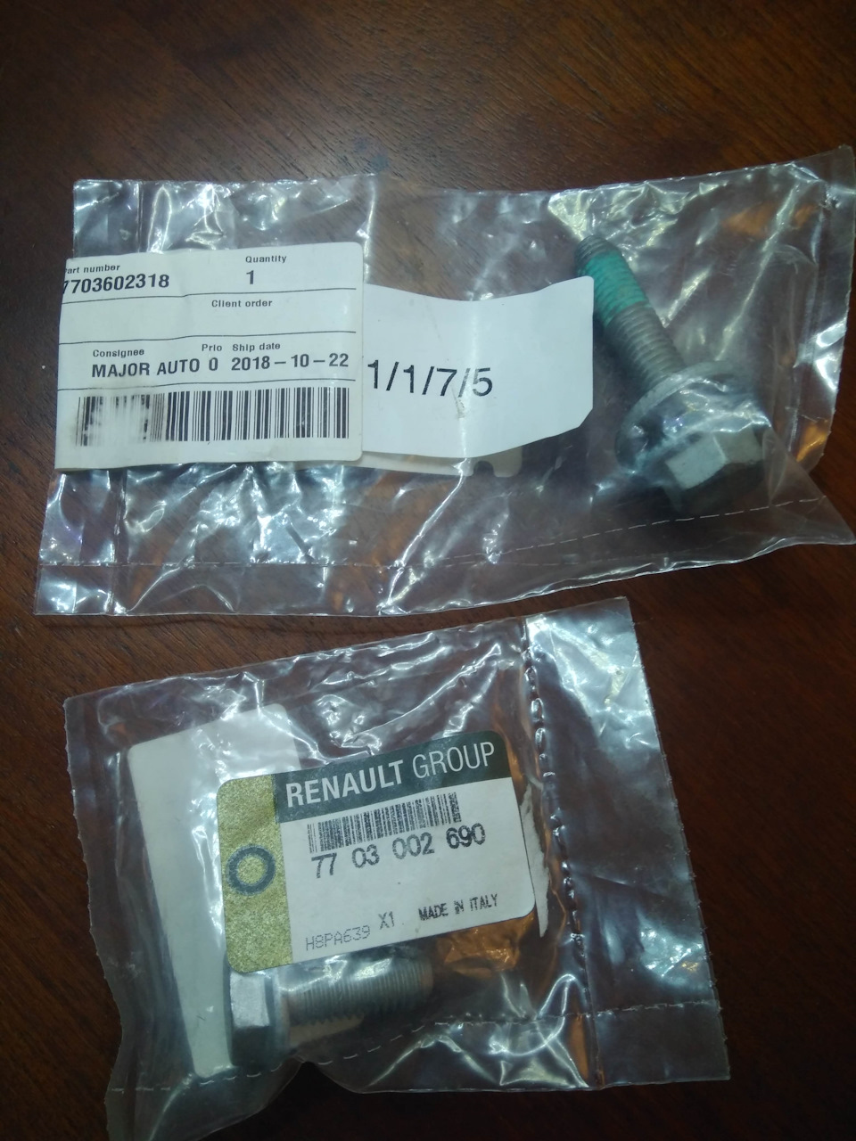 7703602318 Болт м10 RENAULT | Запчасти на DRIVE2