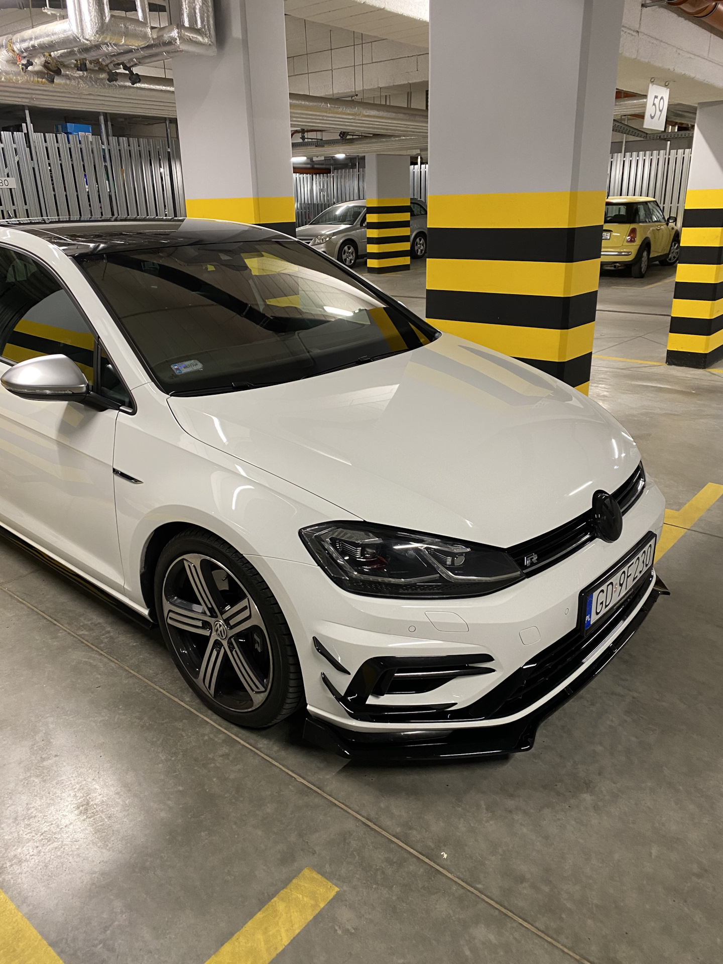 Первые шаги стайлинга — Volkswagen Golf R Mk7, 2 л, 2019 года ...