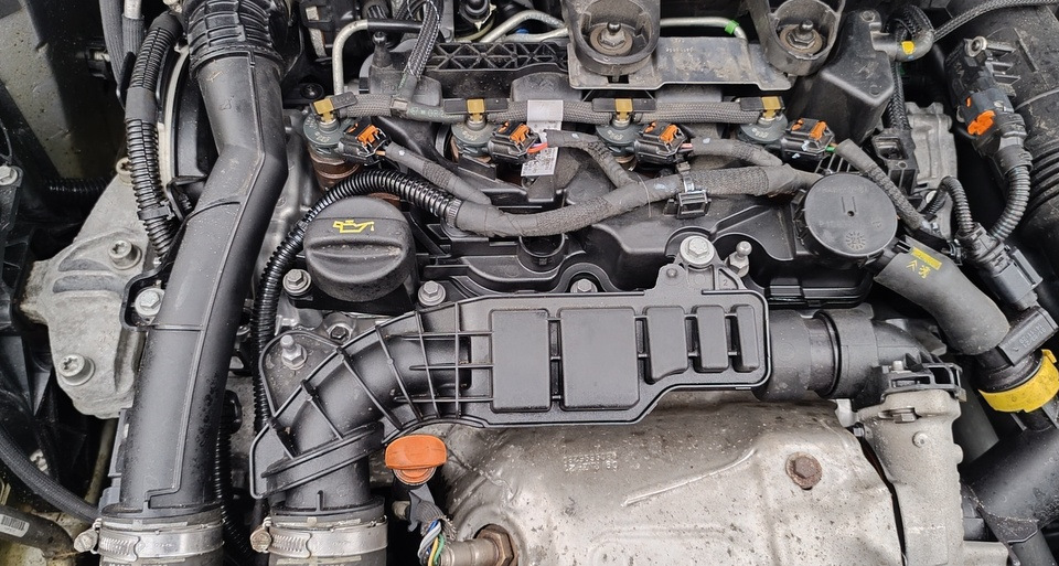 Перестелил постель и ГРМ на 1.5 BluHDi (DV5RC) — Citroen C5 Aircross, 1 ...