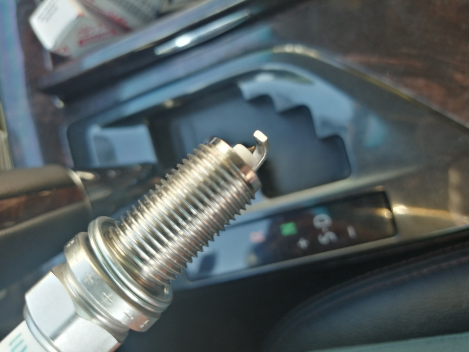 Замена свечей, чистка дроссельной заслонки, замена вентиляционного ...