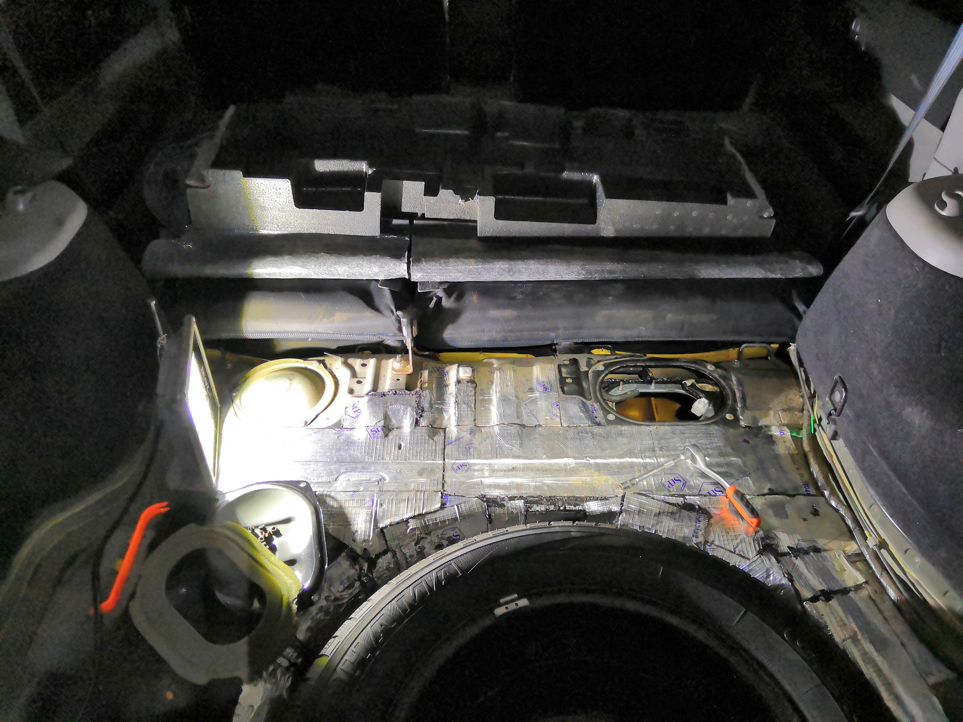 Замена топливного фильтра — Subaru Forester (SG), 2 л, 2007 года ...