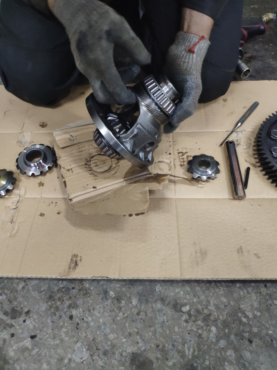 Замена сальника Акпп — Hyundai Tucson (JM), 2,7 л, 2005 года | визит на ...