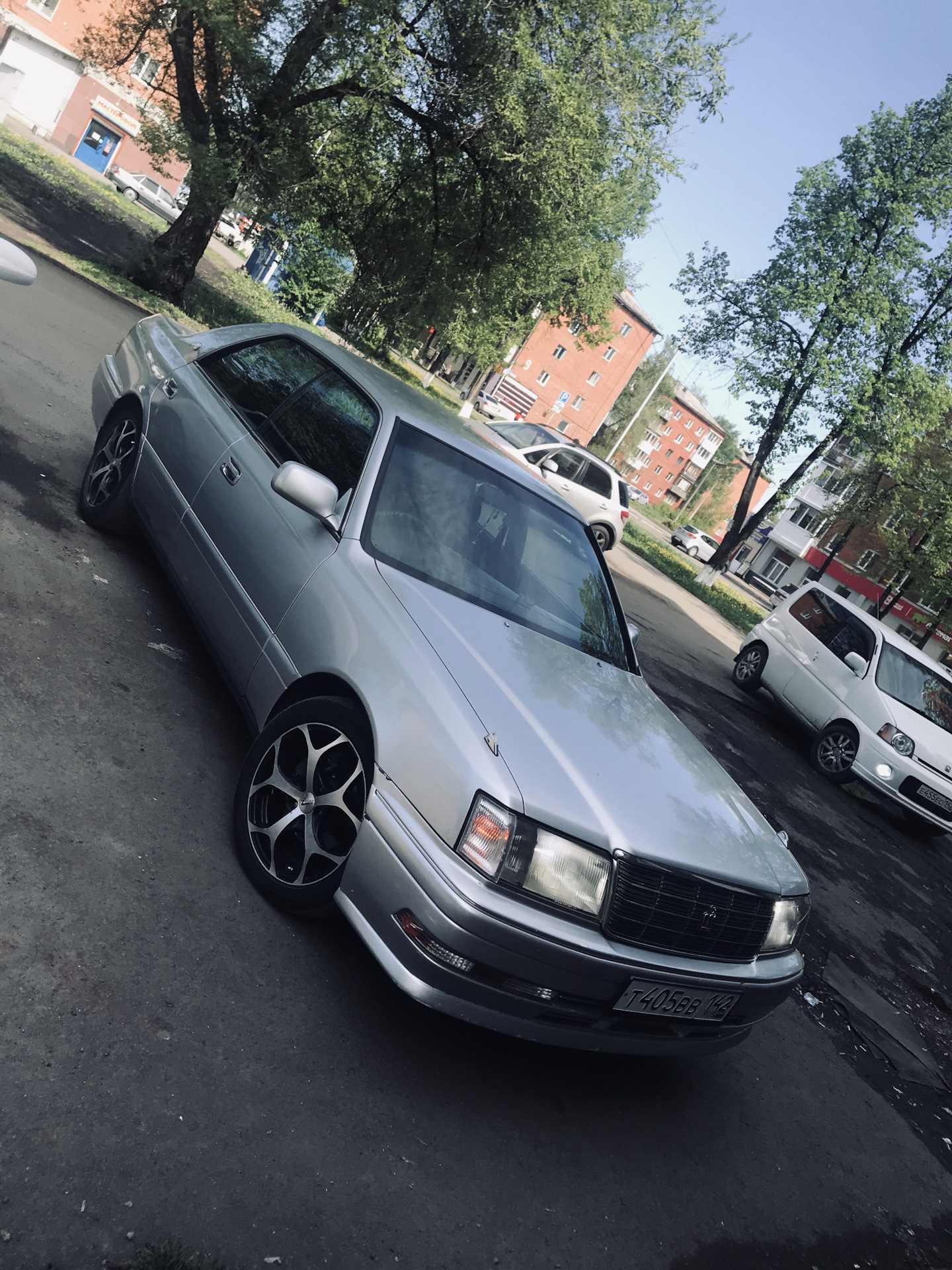 Новая подошва !) — Toyota Crown (S150), 2,5 л, 1997 года | шины | DRIVE2