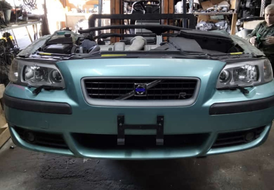 Фары ксенон S60R/ V70R стекло! на Volvo S60 R, Volvo S60 (1G), Volvo ...