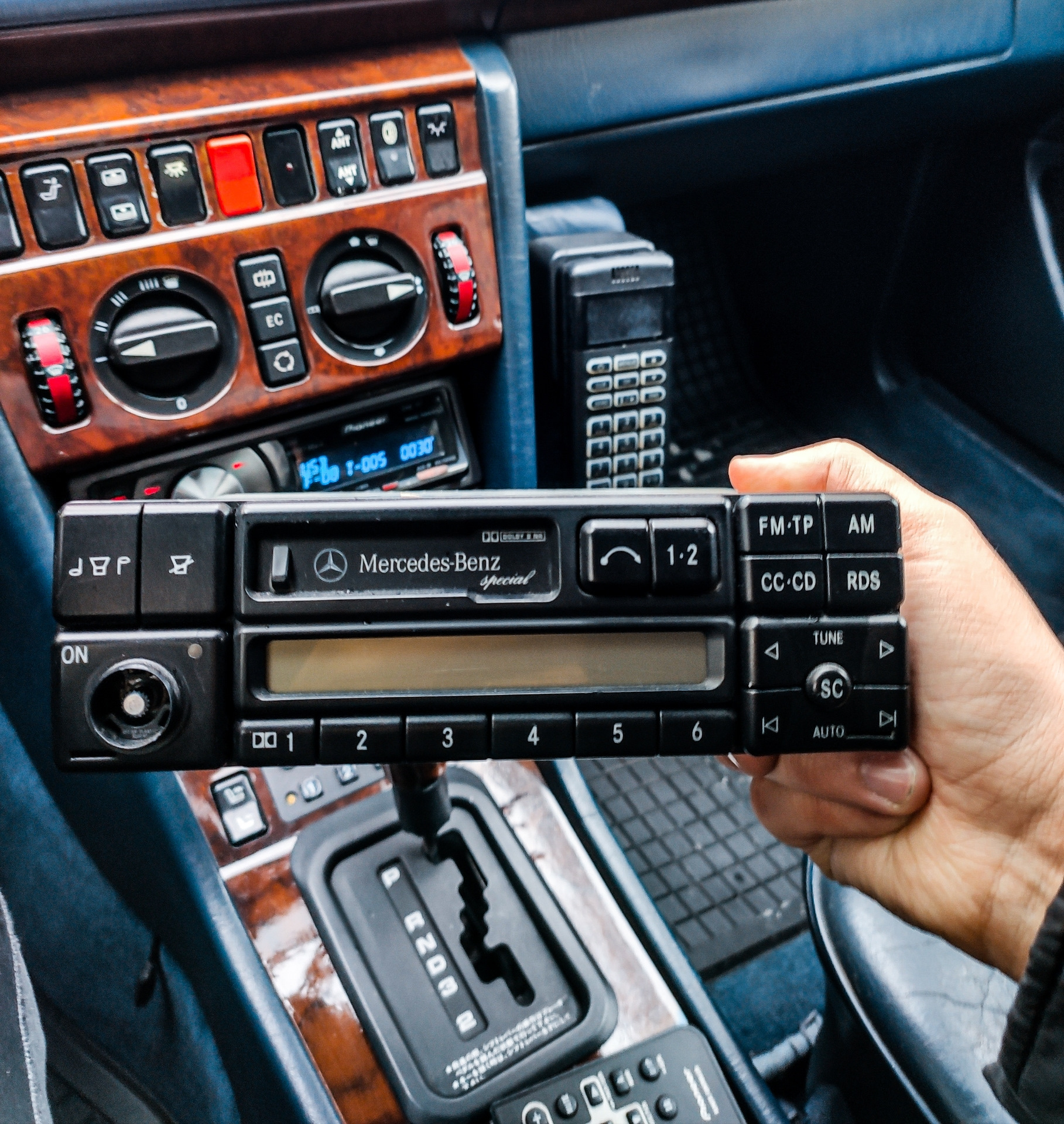 Моя новая игрушка, becker special — Mercedes-Benz E-Class (W124), 3,2 л ...