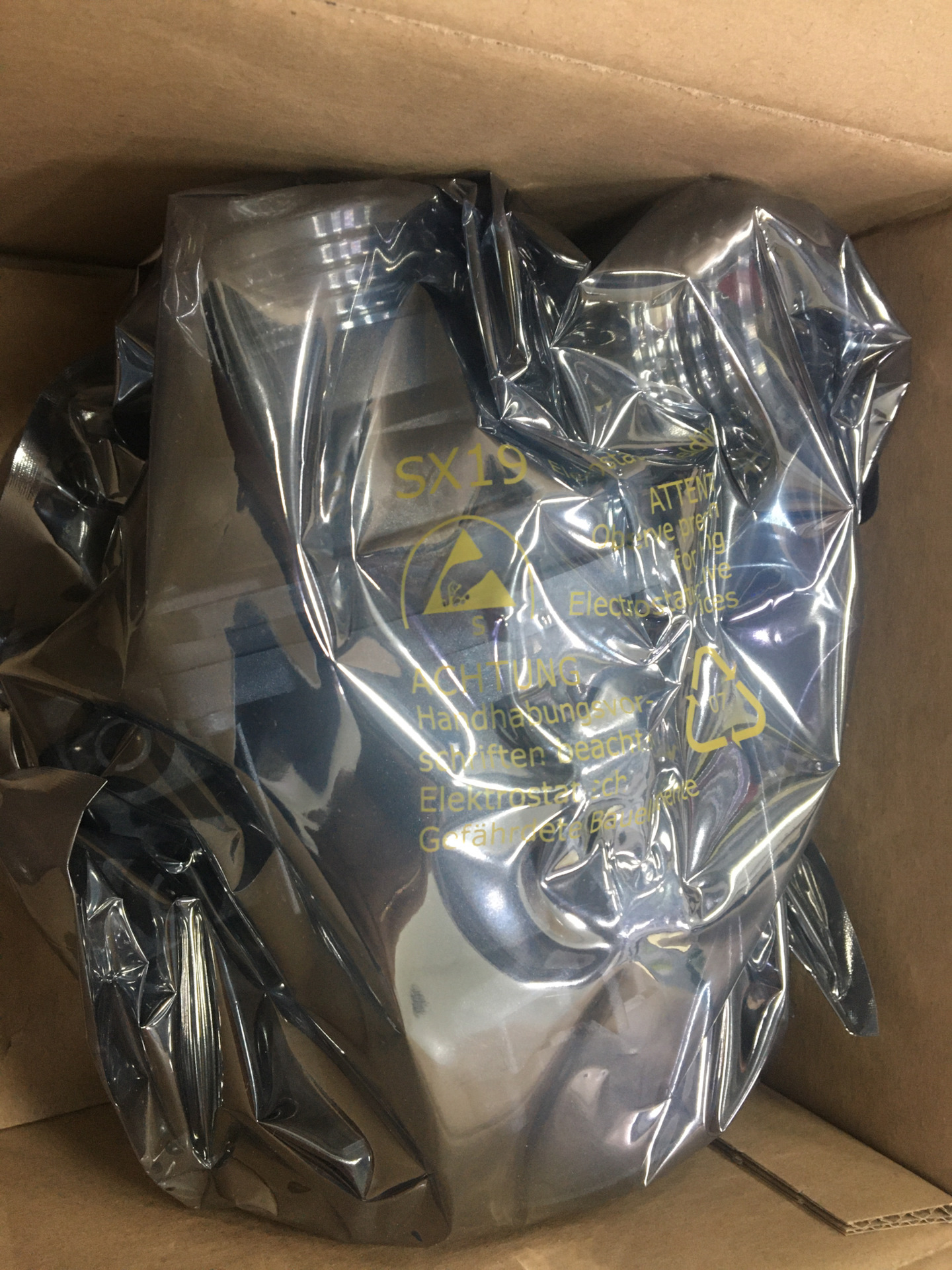 Запилил новый насос Pierburg 702851200 — BMW X3 (E83), 2,5 л, 2008 года ...