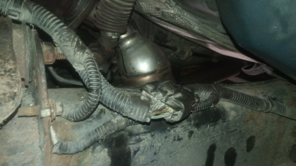 Замена катализаторов — Dodge Durango II, 4,7 л, 2004 года | своими ...