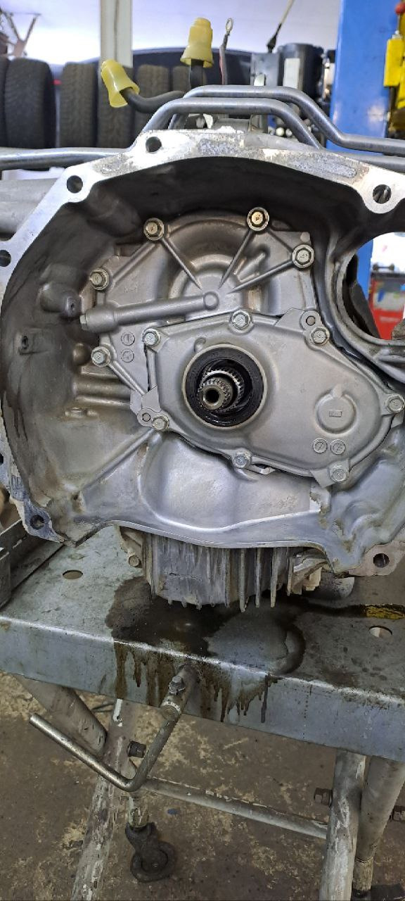 34. Переклейка насоса вариатора — Subaru Levorg (VM), 2 л, 2017 года ...