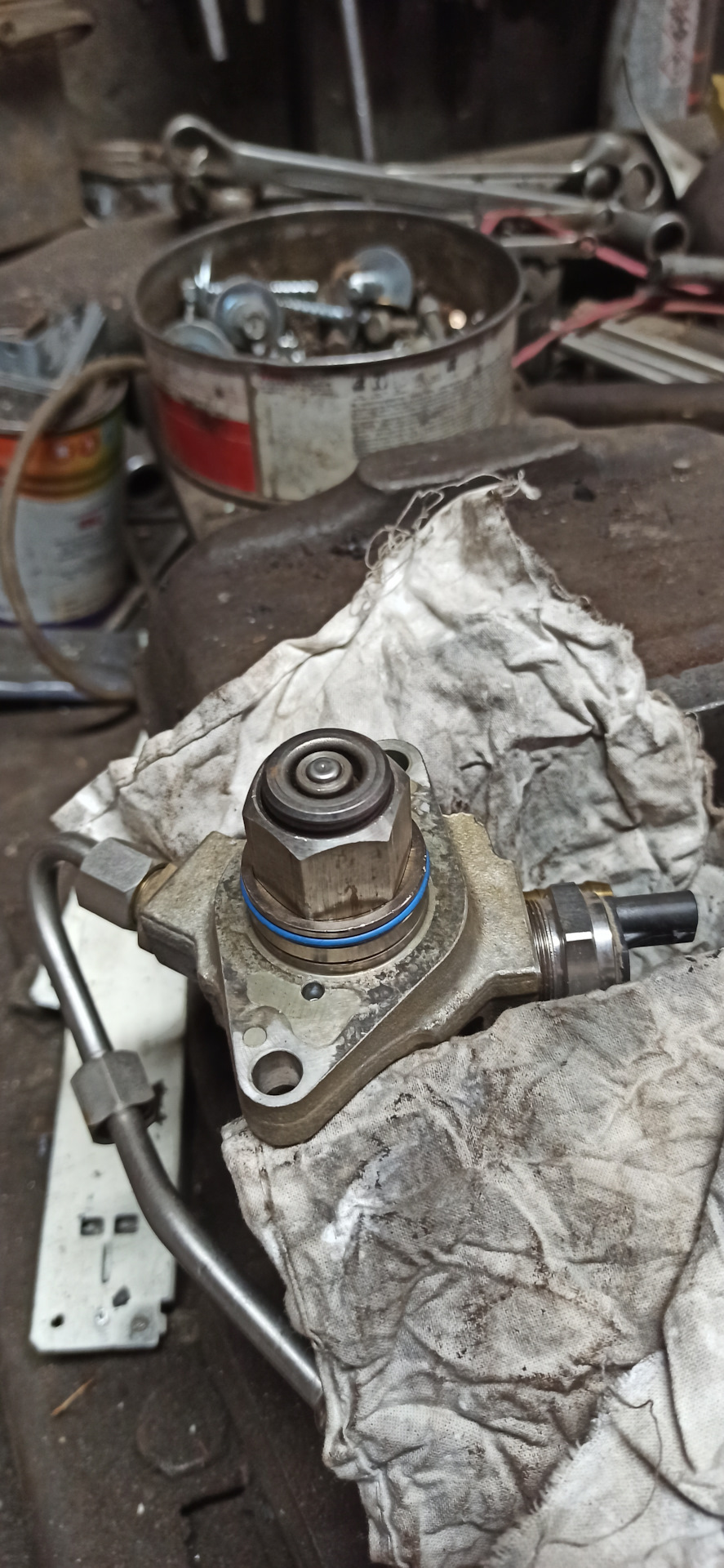 Ошибки P2293 и P008700 ремонт ТНВД VAG 04E127026H — Skoda Octavia A7 ...