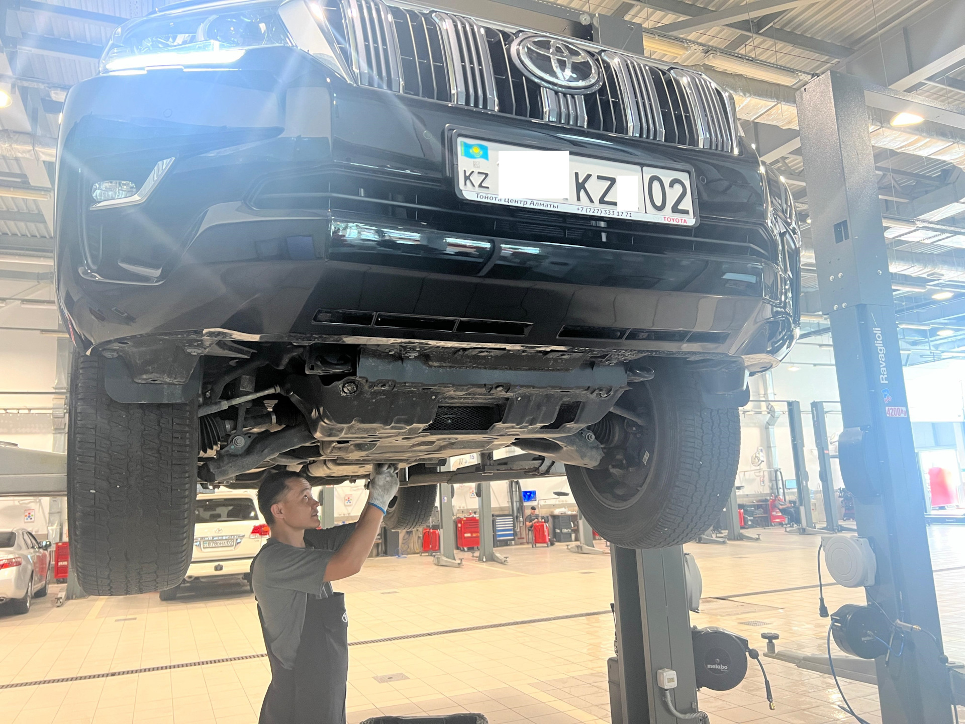 Спойлер бампера или клыки — Toyota Land Cruiser Prado 150-series, 2,8 л ...