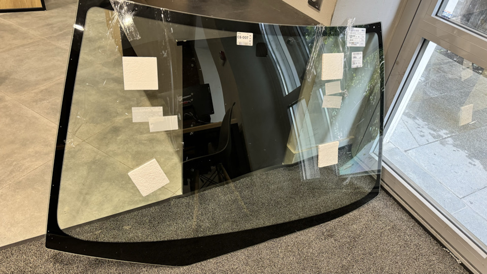 Замена лобового стекла + клипсы молдингов — Mitsubishi Lancer Evolution ...