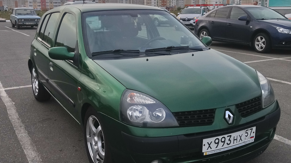 Renault Clio II 1.4 бензиновый 2003 | на DRIVE2
