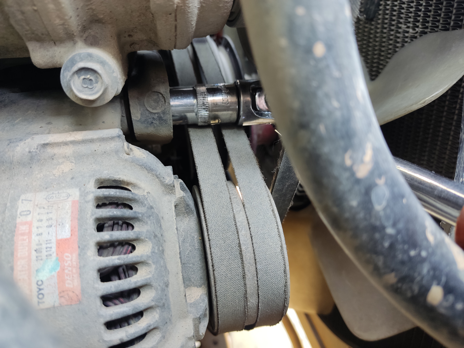 Замена вискомуфты — Toyota Hilux Surf (3G), 3 л, 1996 года | своими ...