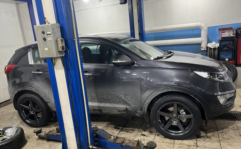 Примерка летнего комплекта! — KIA Sportage (3G), 2 л, 2011 года | фотография | DRIVE2