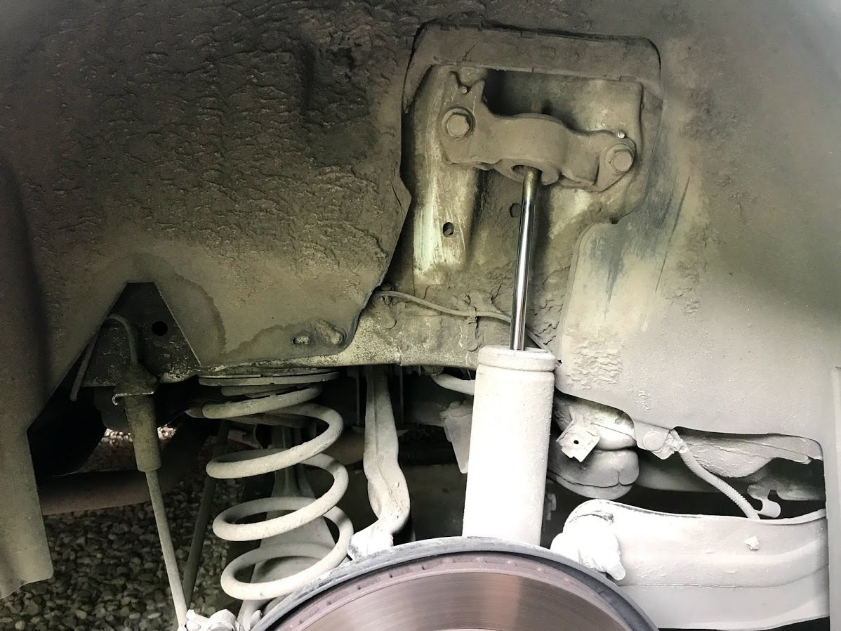 Замена пыльника заднего амортизатора — Opel Insignia Hatchback, 2 л ...