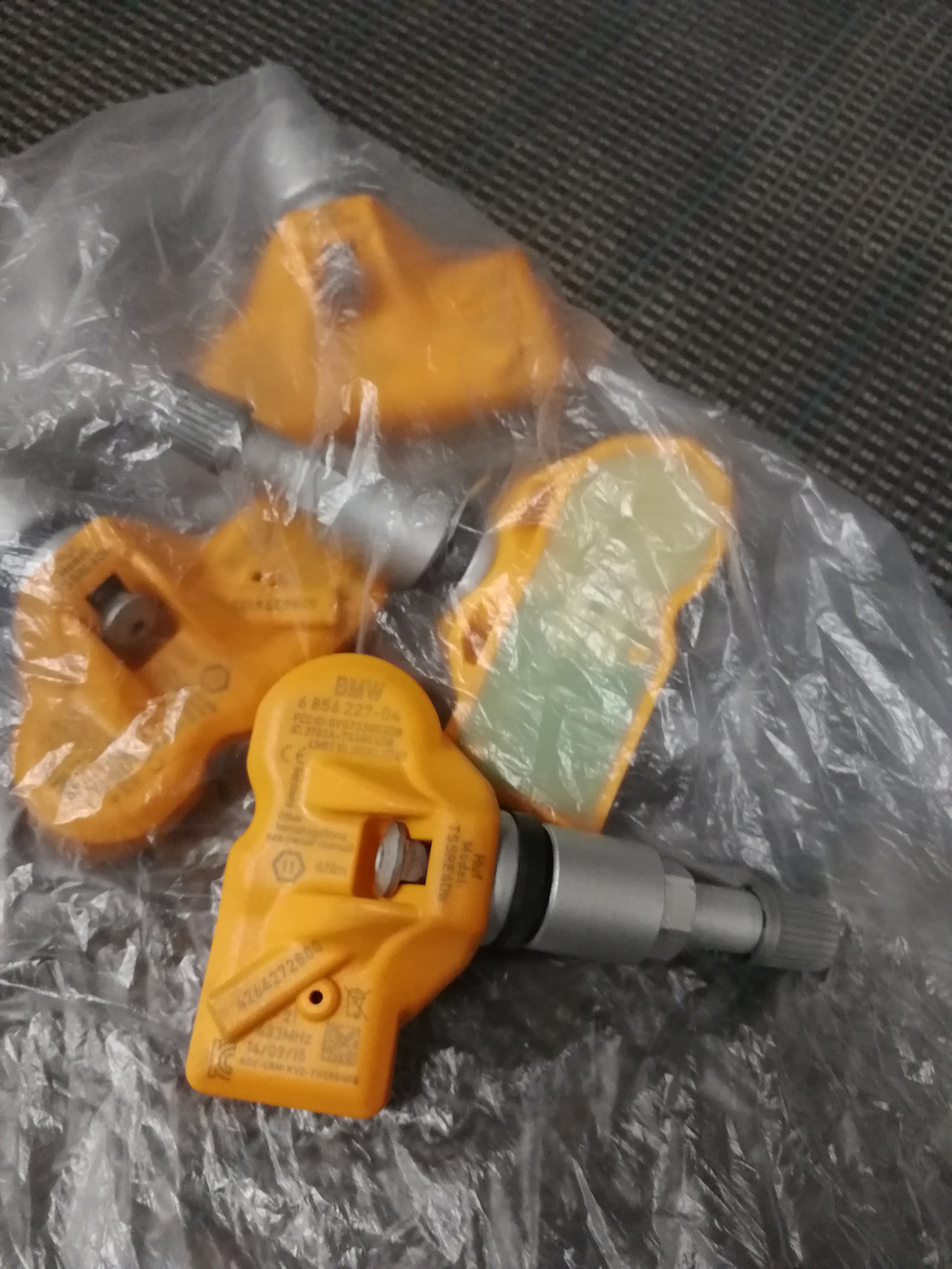 Дооснащение камерой и датчиками в колеса — BMW 5 series (F10), 2,5 л ...