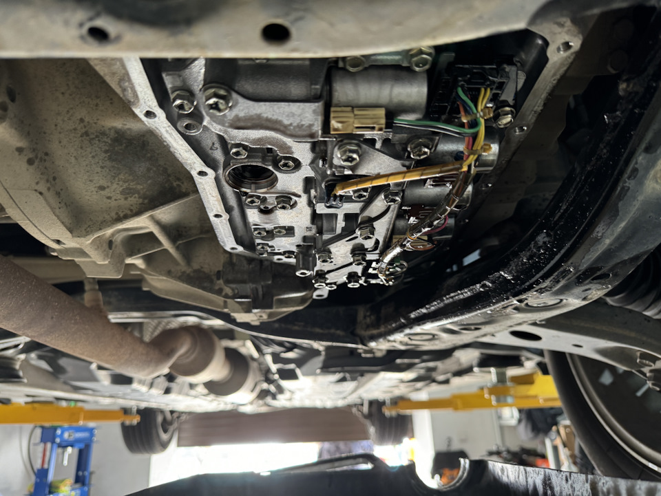 #35 Замена масла в АКПП — Lexus ES (XV60), 2,5 л, 2013 года | плановое ...