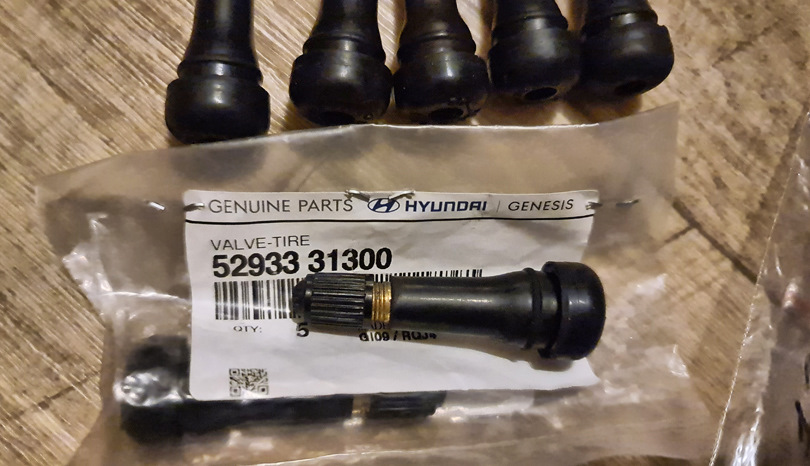 Быстрый обзор вентилей для бескамерных шин Hyundai KIA 5293331300 ...