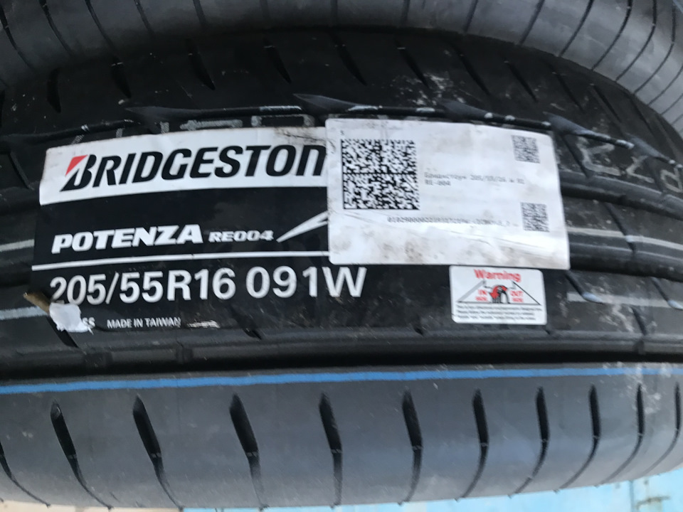 Летняя шина Bridgestone Potenza Adrenalin RE004 205/55 R16 91W — Skoda Octavia A7 Mk3, 1,8 л ...