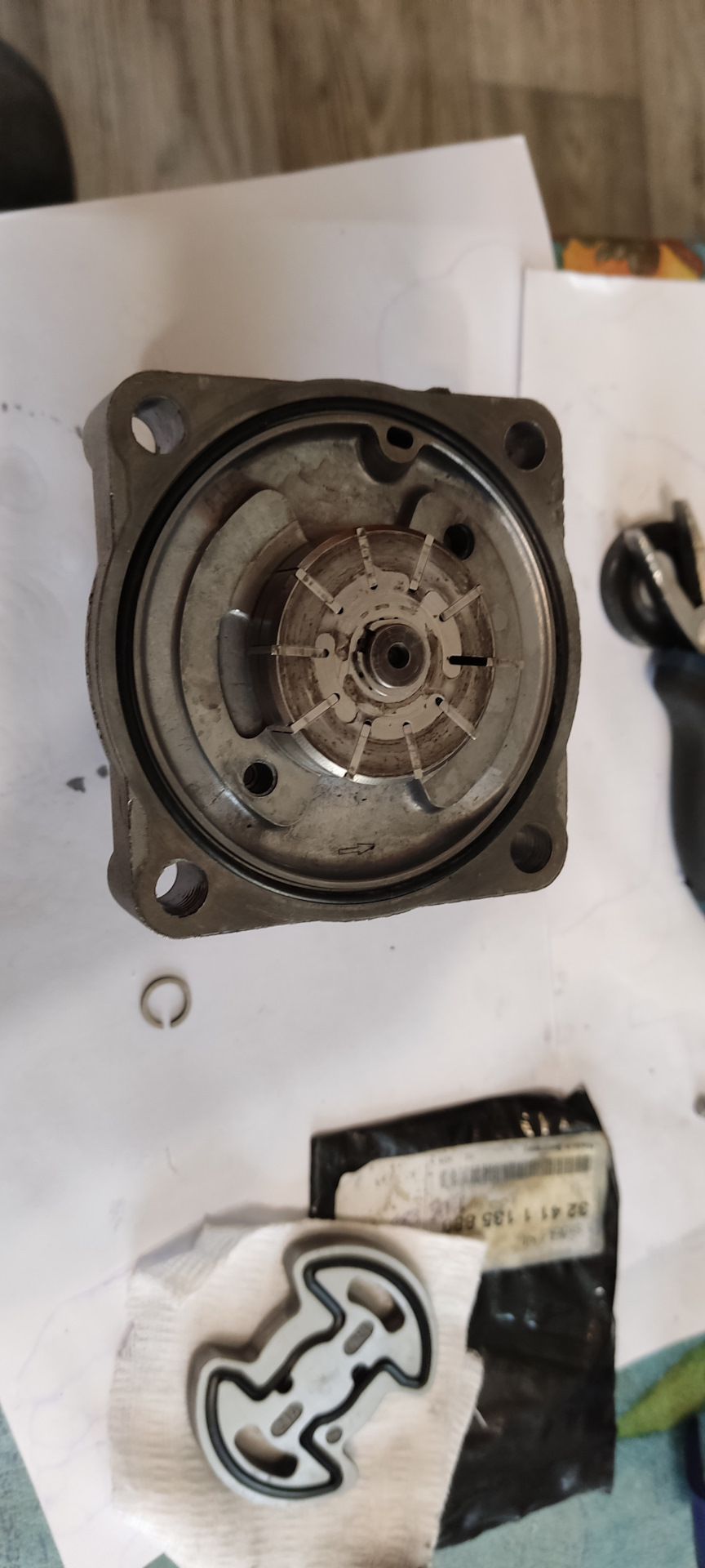 S215A Гидроусилитель руля в зав.от част.вращ. — BMW 3 series Touring ...